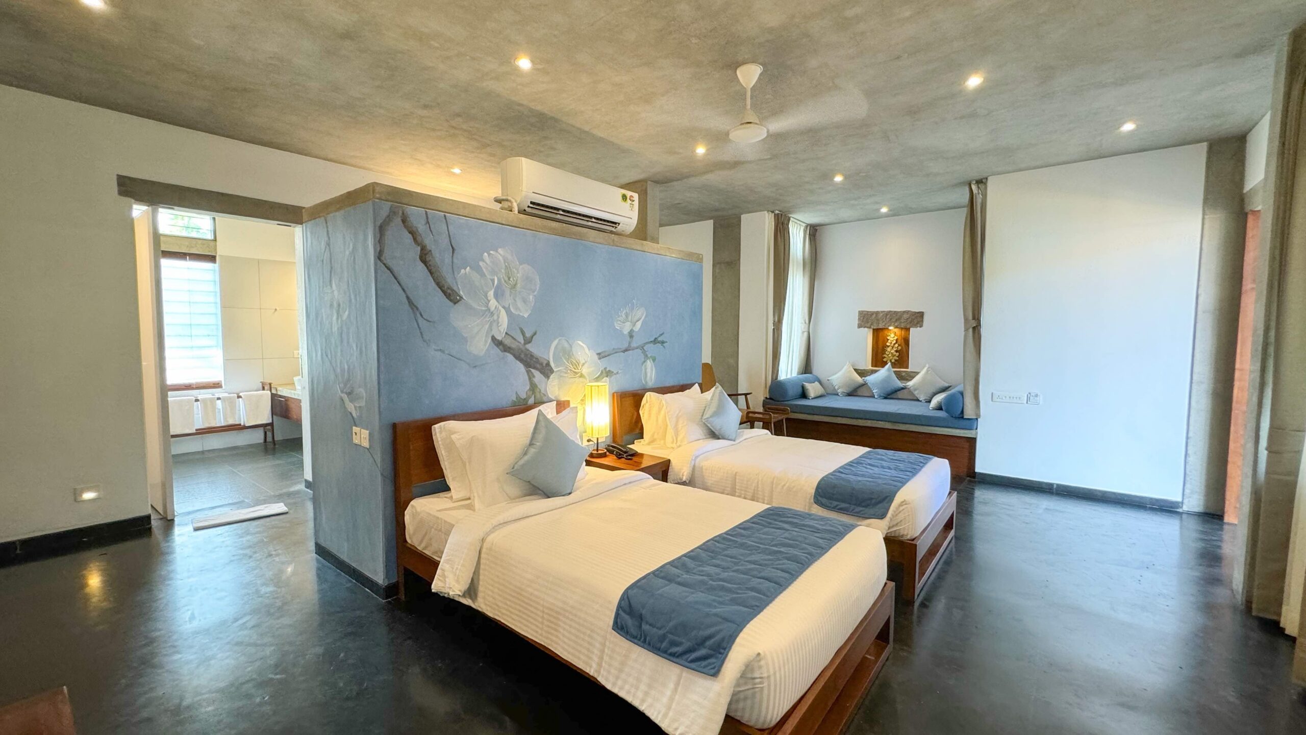 LIGHT - Temple Tree Retreat